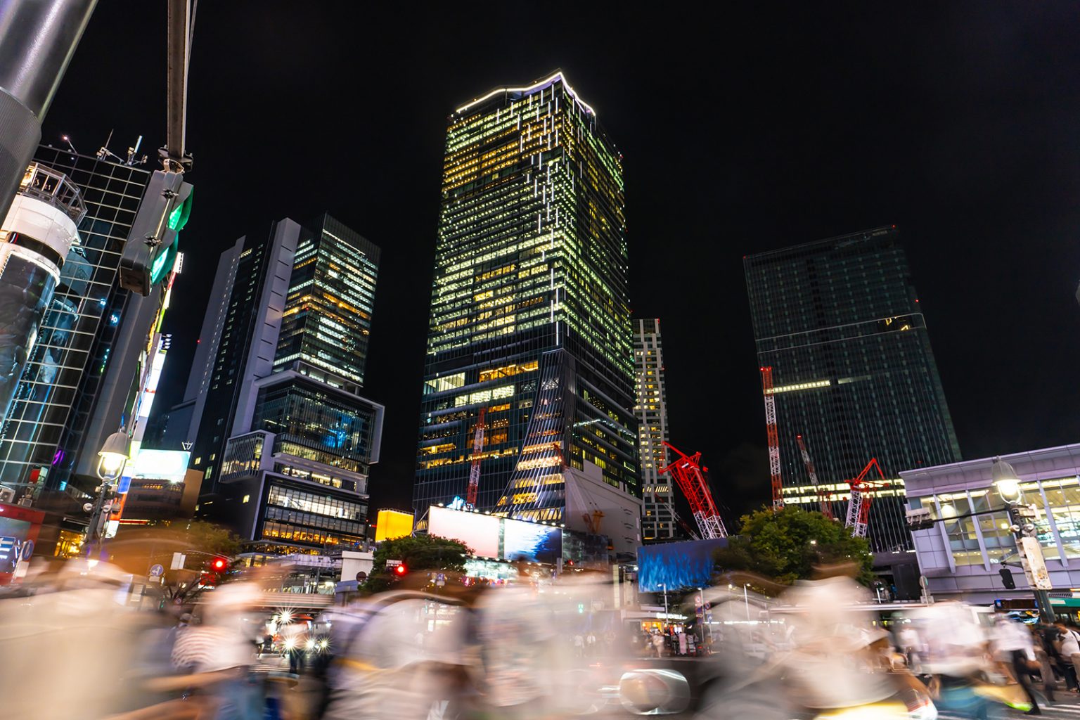 What colors are traffic lights in Japan?
